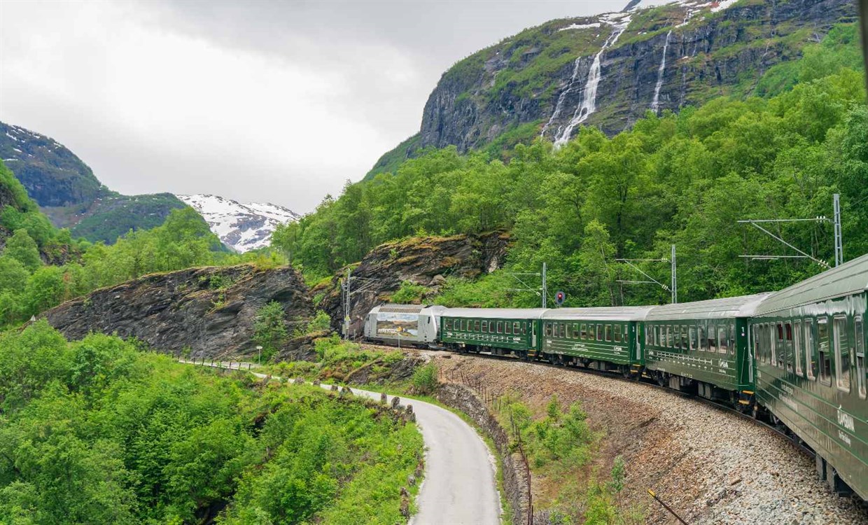 Flåm | Cruise, Flåmsbana og utsiktspunkt Stegastein