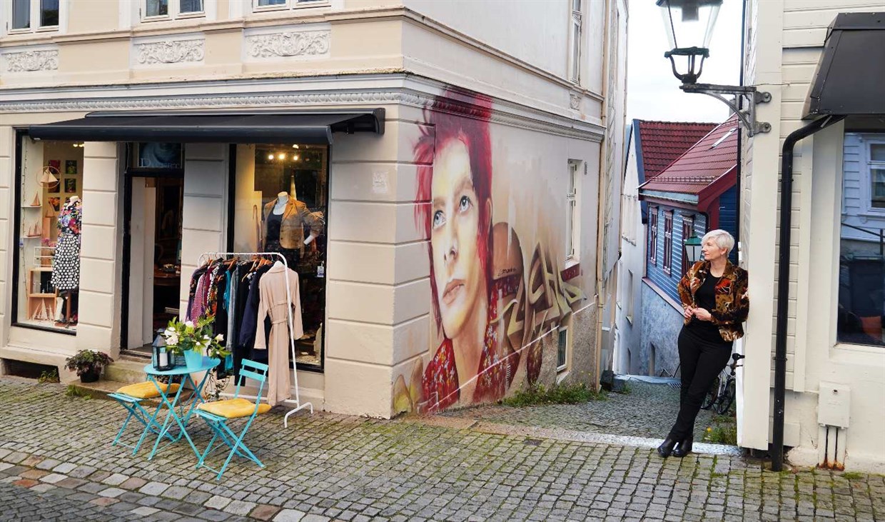 Bruktbutikker i Bergen: Her finner du vintage og brukte klær ...
