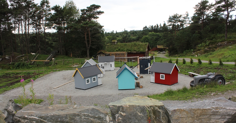 Bruvoll Camping & Hytter - HUNDVIN - visitBergen.com