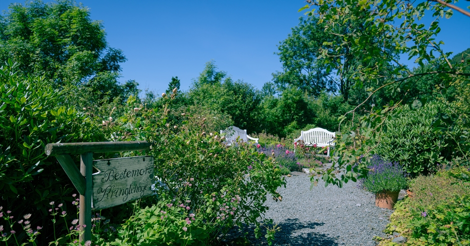 Haaheim Gaard - Uggdal - visitBergen.com